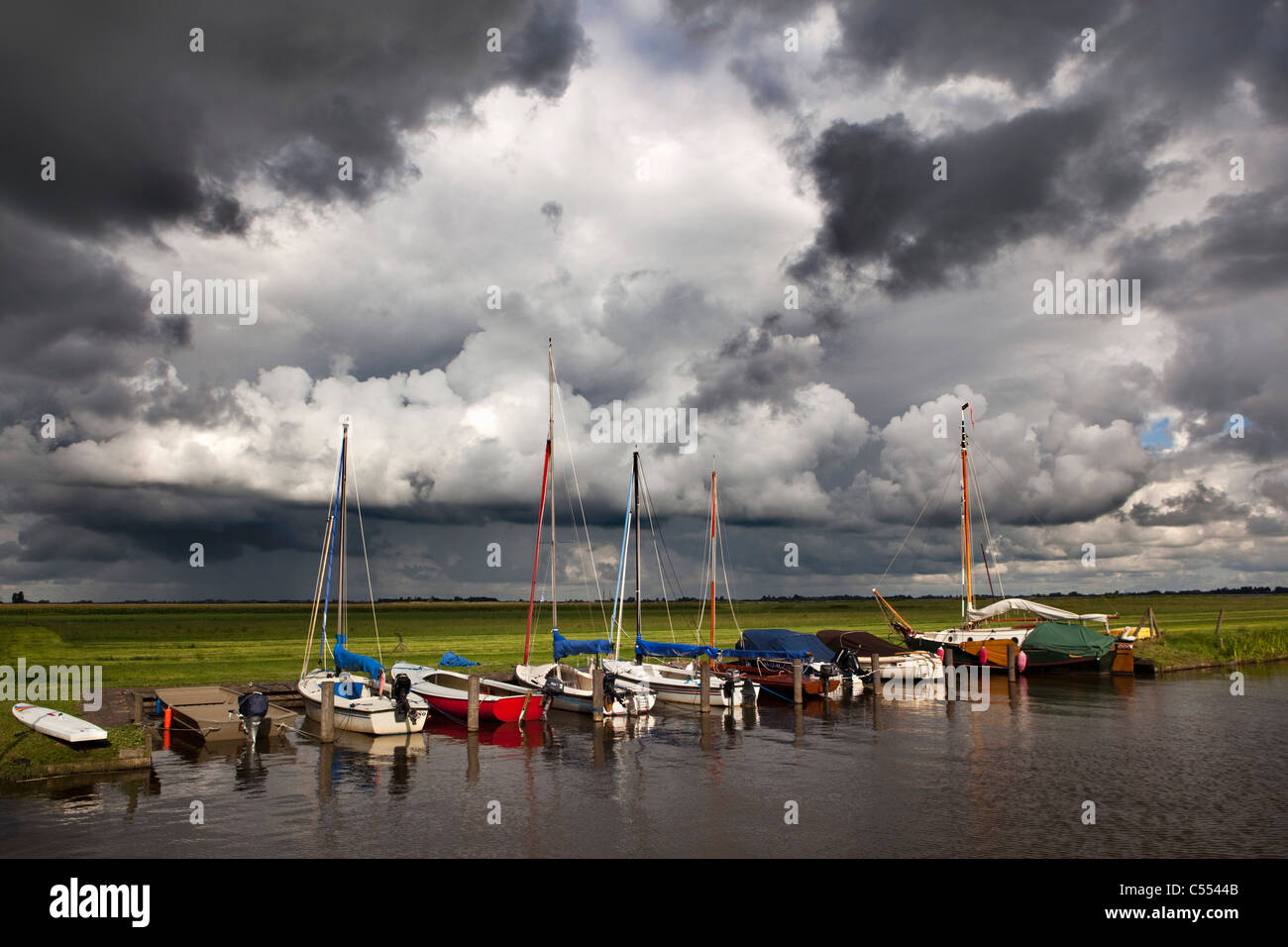 Dark Mode High Resolution Stock Photography and Images - Alamy