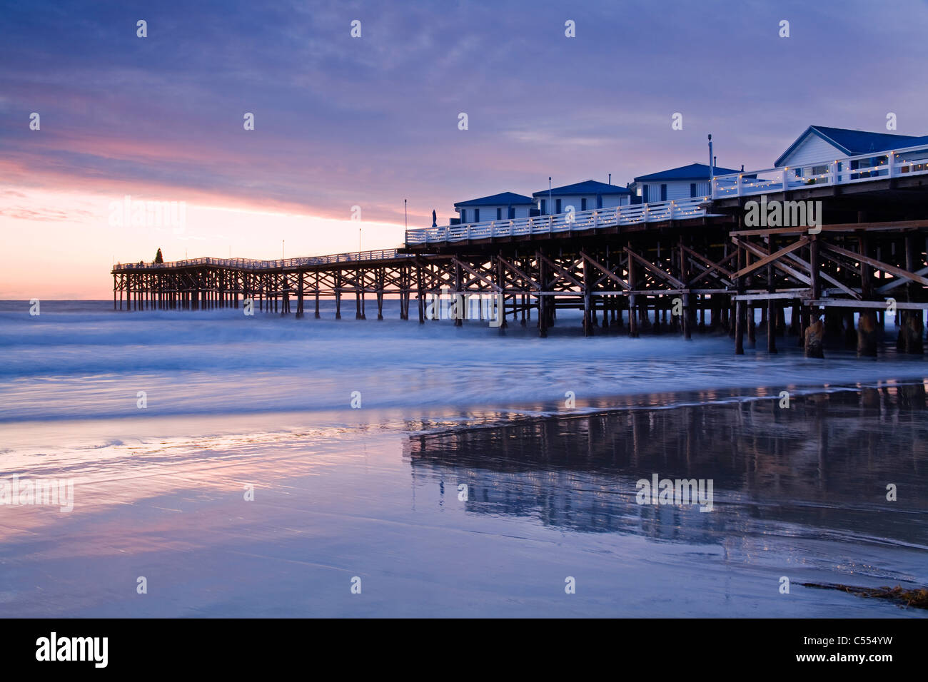 Hotel on the beach, Crystal Pier Hotel, Pacific Beach, San Diego ...