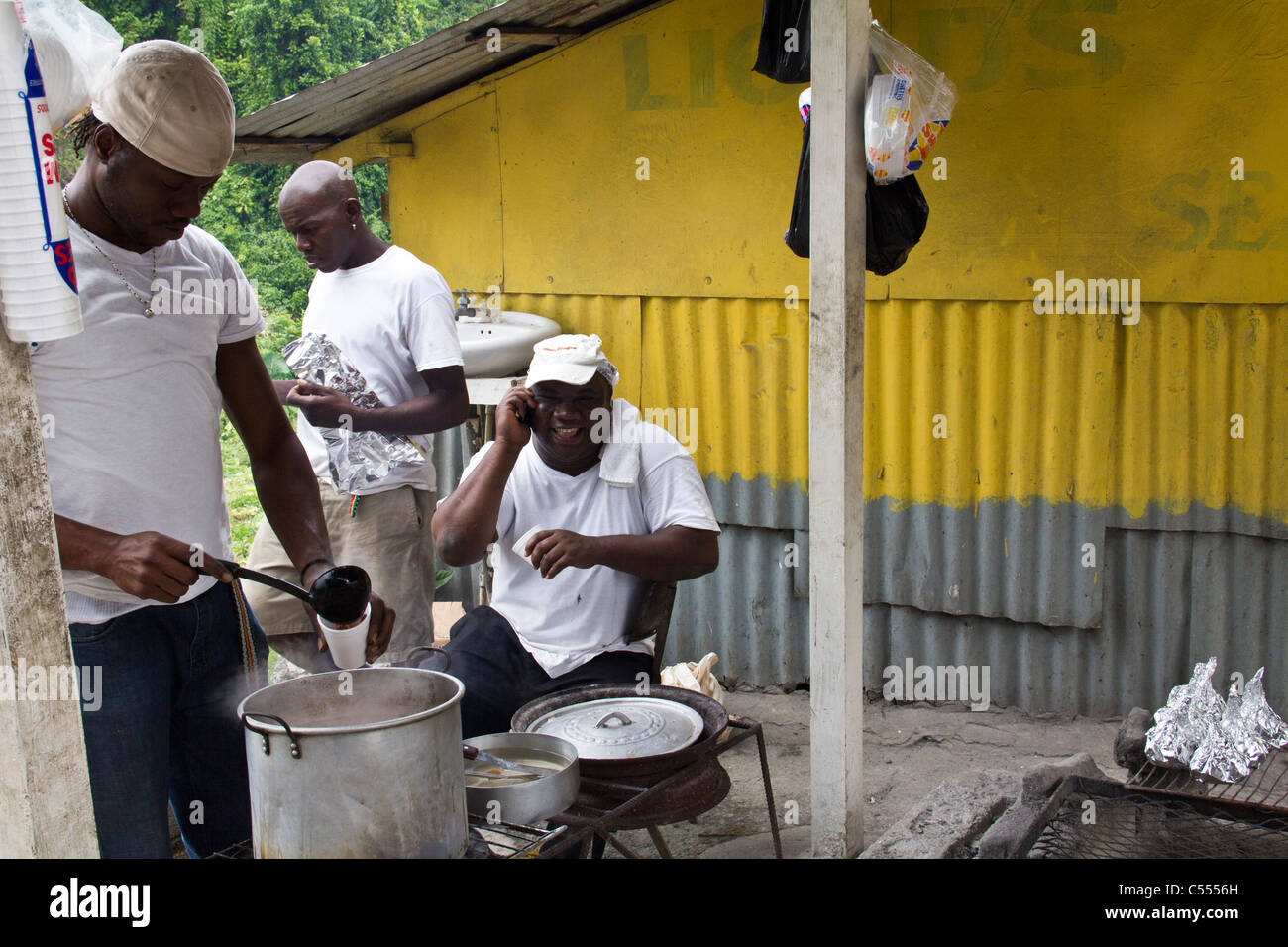 Caribbean food cooking hi-res stock photography and images - Alamy