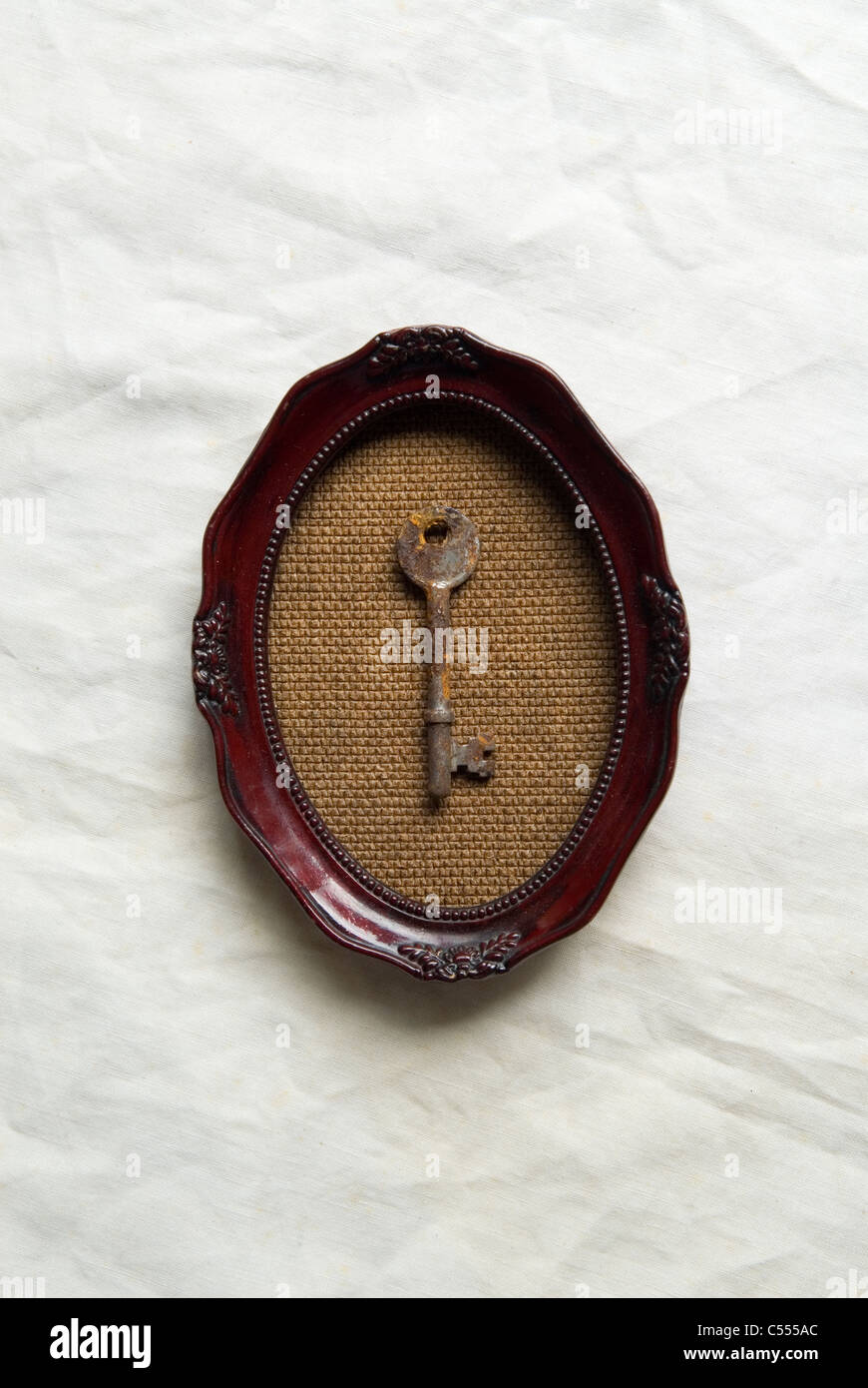 Old picture frame hi-res stock photography and images - Alamy