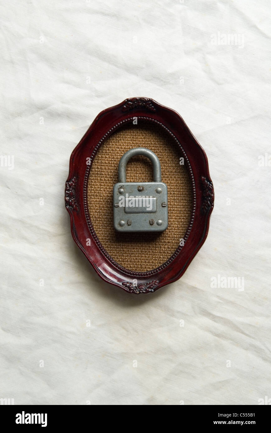 Old padlock inside vintage oval hi-res stock photography and images - Alamy