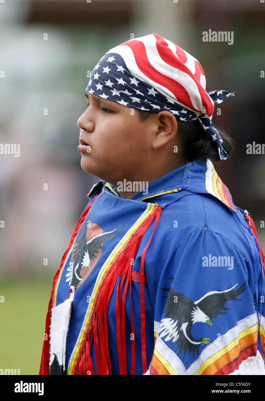 American indian teenager pow wow hi-res stock photography and images ...