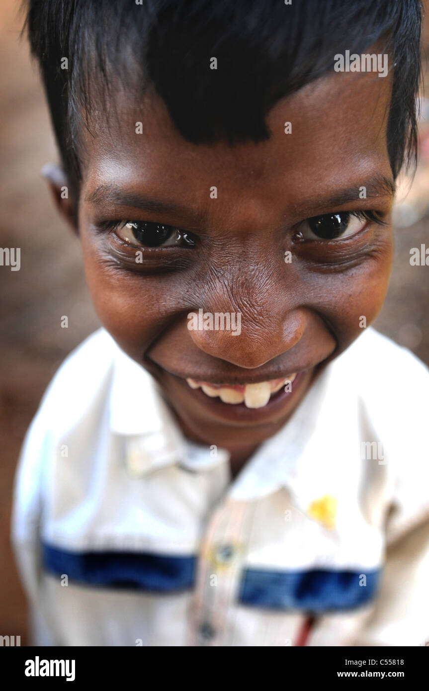 India smile teeth hi-res stock photography and images - Alamy