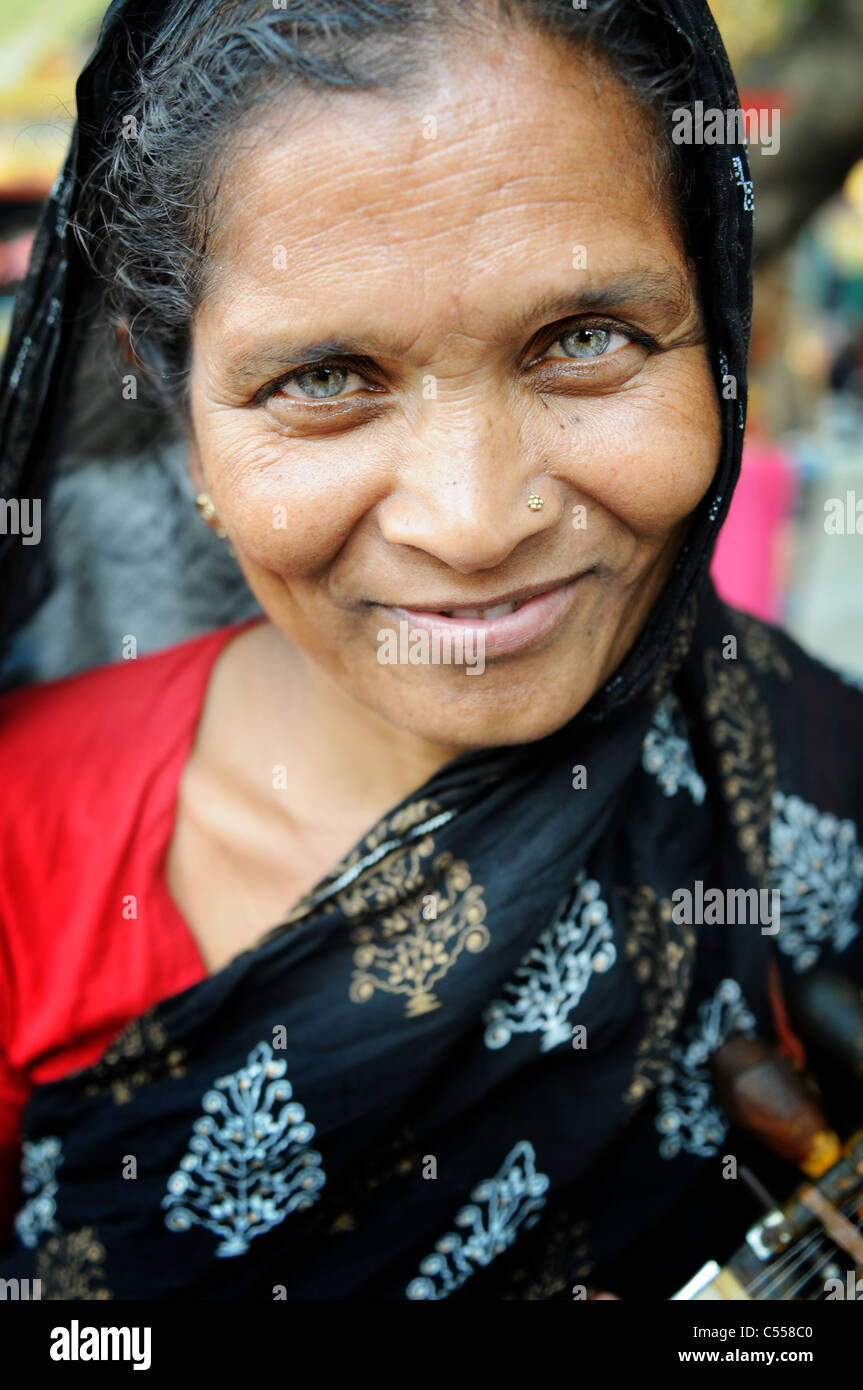 A Baul Mela (fair of Bengali mystics) in a village in West Bengal Stock ...