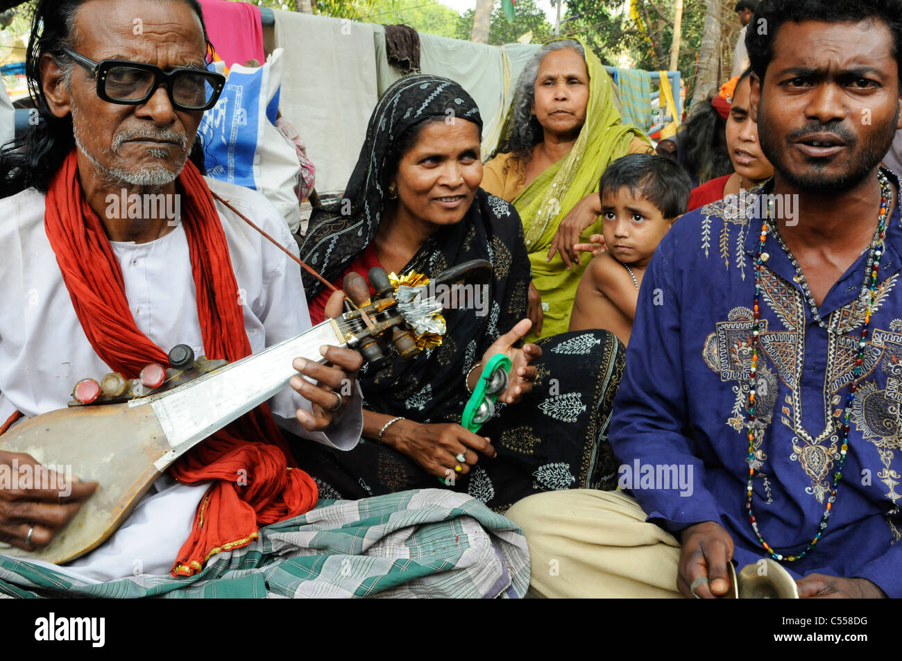 Bengali Folk Music High Resolution Stock Photography and Images - Alamy