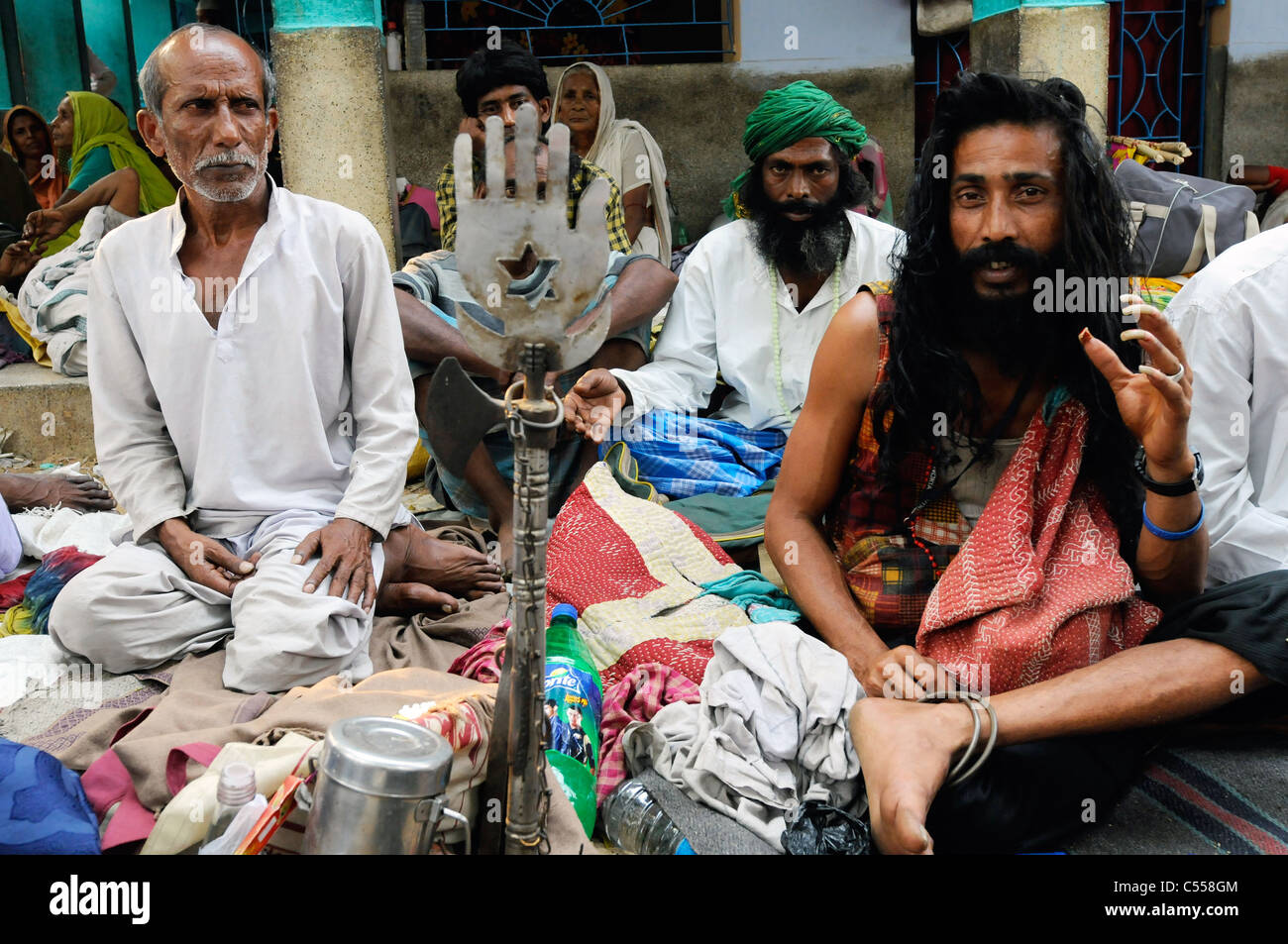 A Baul Mela (fair of Bengali mystics) in a village in West Bengal Stock ...