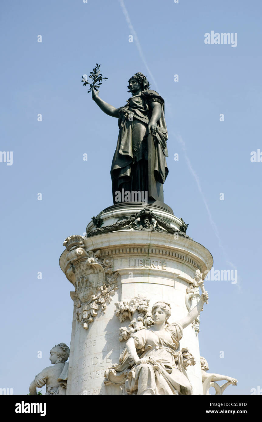 Low angle view of The Statue of Republic, Place de la Republique, Paris ...