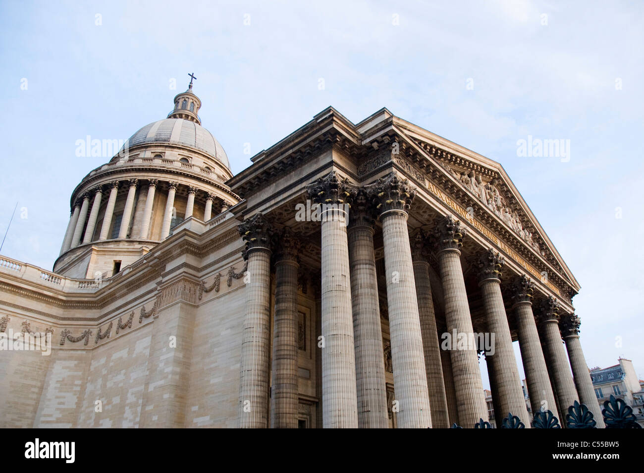 Low angle view of a building, Pantheon Paris, Paris, Ile-de-France ...