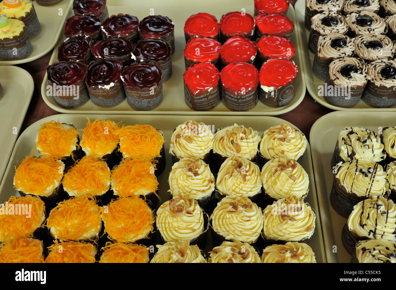 Assorted pastries at a market stall, Chatuchak Weekend Market, Bangkok ...