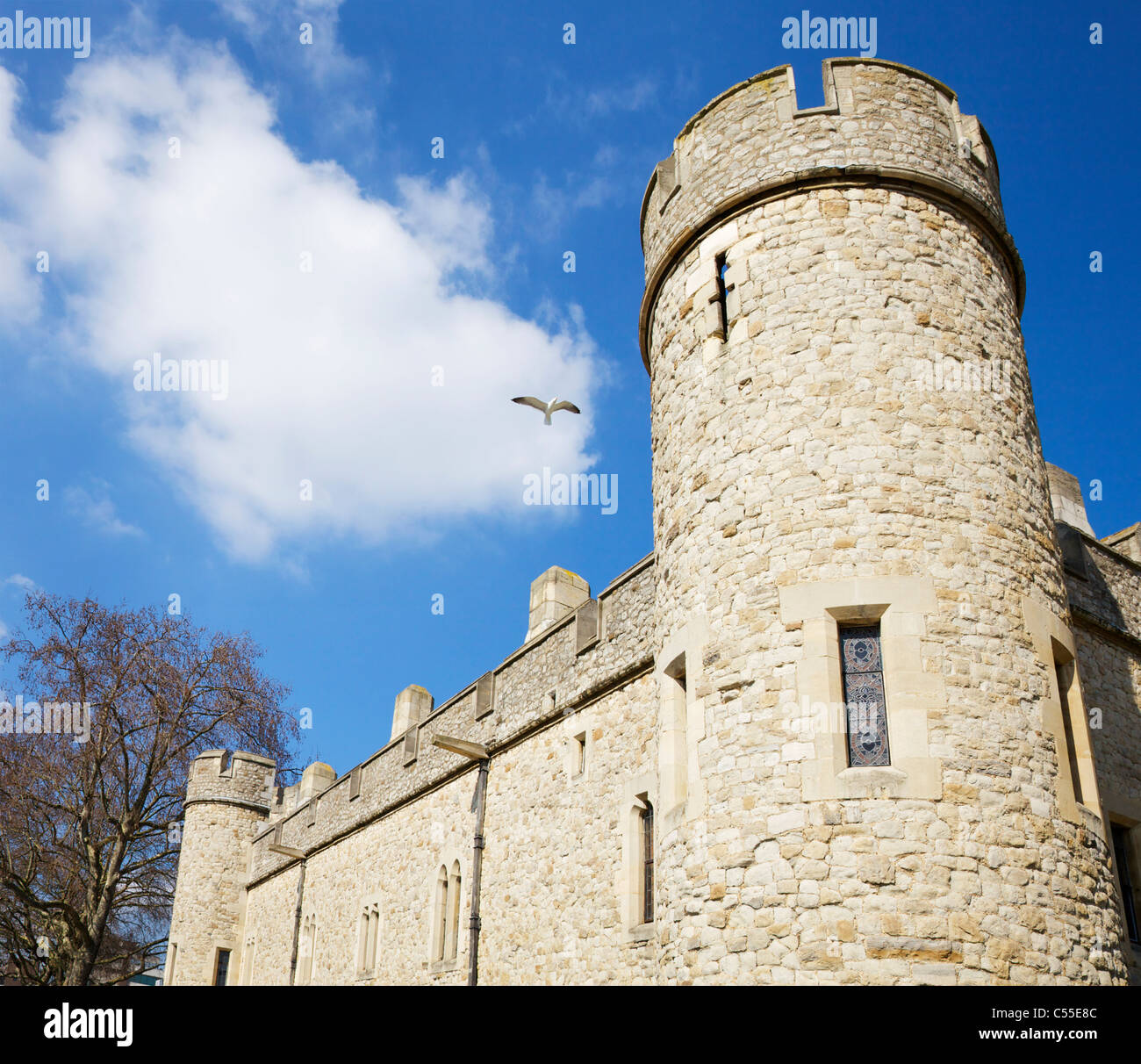 Tower of london byward tower hi-res stock photography and images - Alamy
