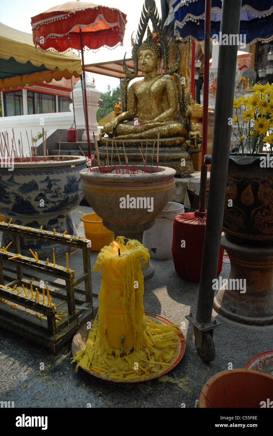 Buddha and Altar, Temple, Bangkok, Thailand Stock Photo - Alamy