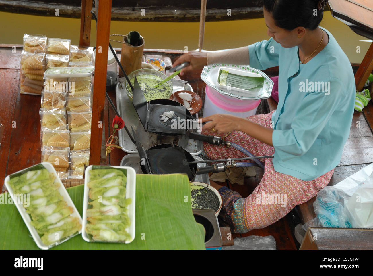 Ayothaya floating market Ayutthaya Thailand Stock Photo - Alamy