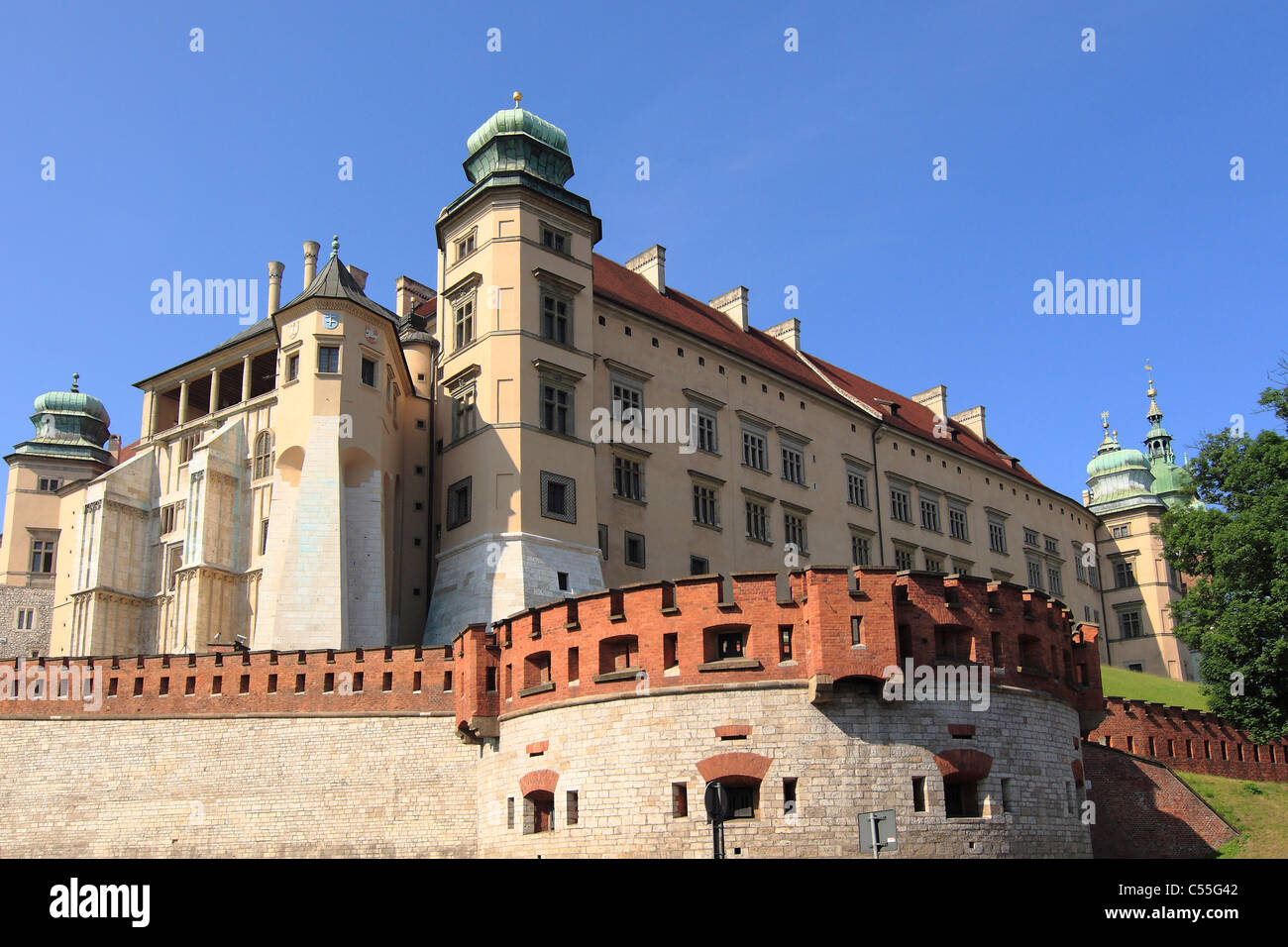 Krakow polish royal castle hi-res stock photography and images - Alamy