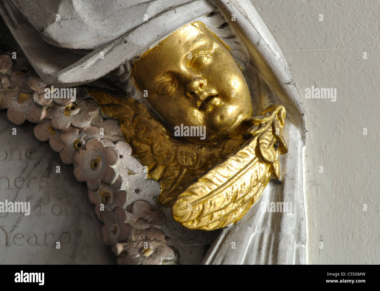 Church interior cherubs hi-res stock photography and images - Alamy