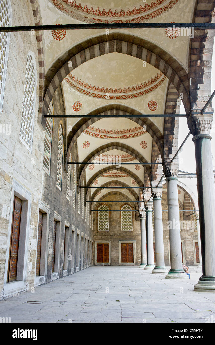 Courtyard corridor hi-res stock photography and images - Alamy