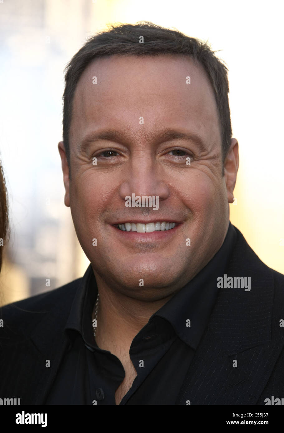 KEVIN JAMES ZOOKEEPER. PREMIERE LOS ANGELES CALIFORNIA USA 06 July 2011 ...