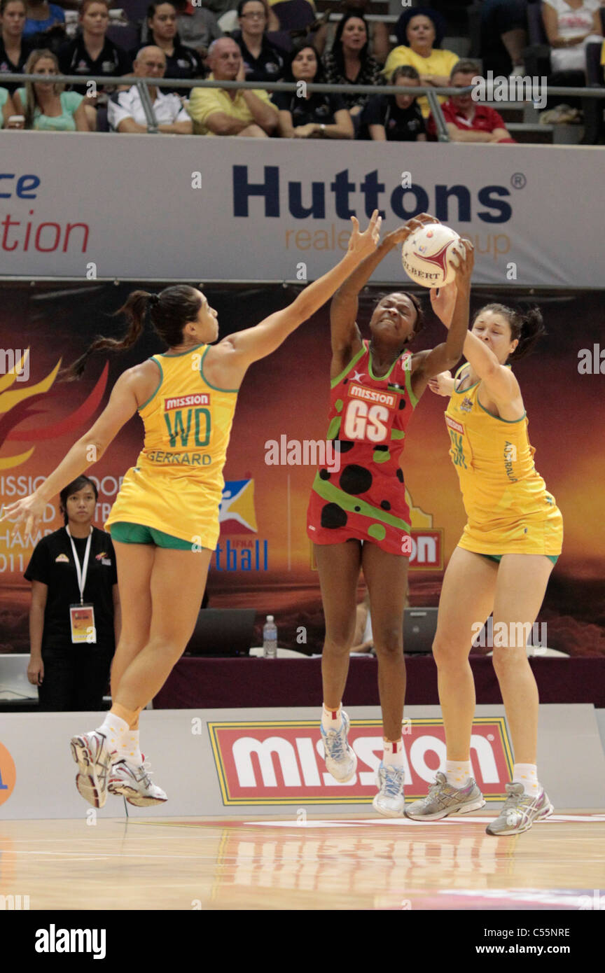 08.07.2011 Mwayi Kumwenda of Malawi(center) battles with Mo'onia ...