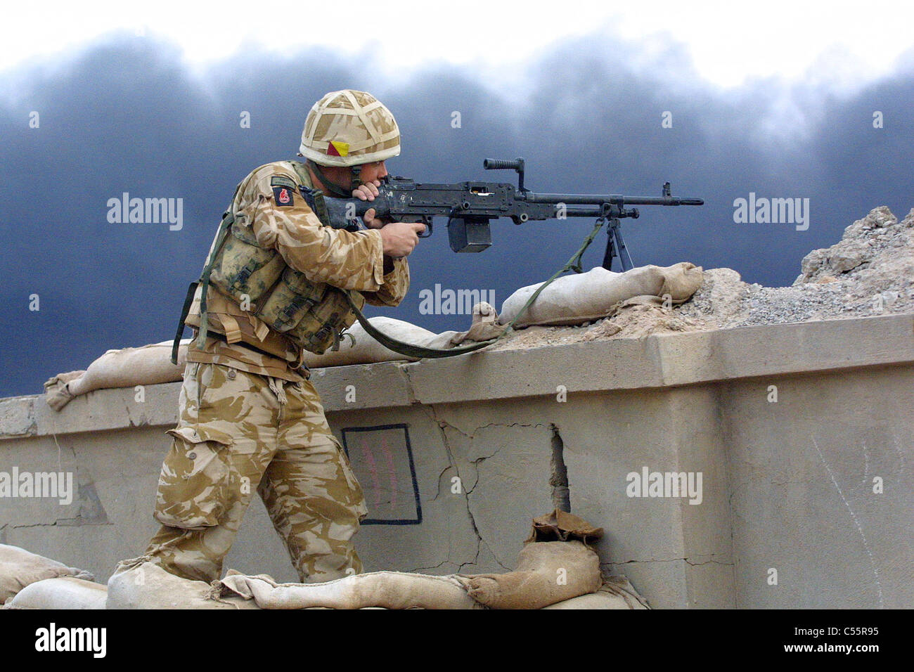A British Army sniper on the lookout Stock Photo - Alamy