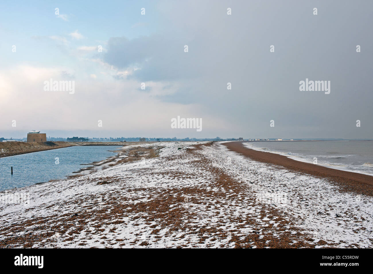 Snowy winters beach hi-res stock photography and images - Alamy