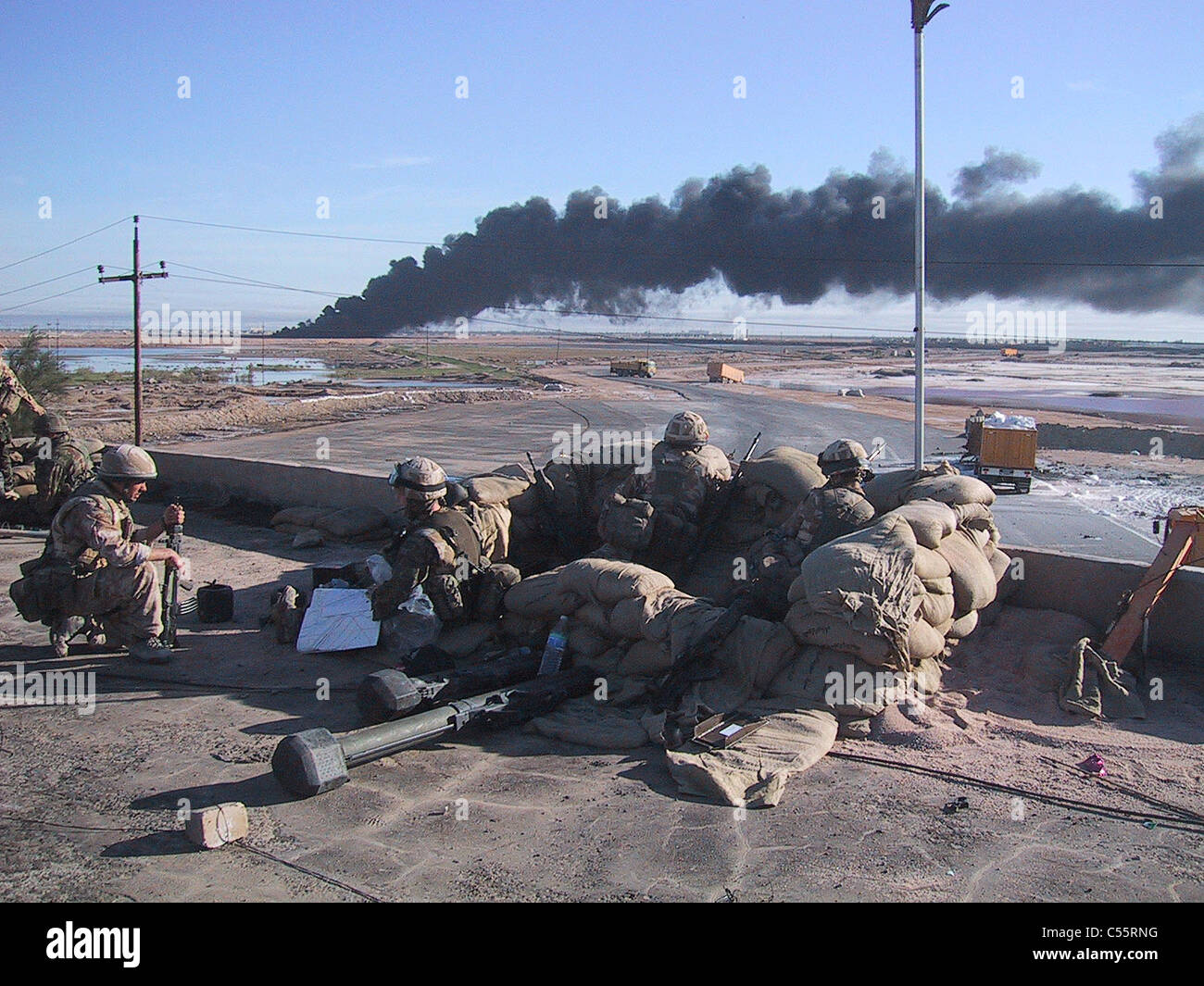 THE DESERT RATS OUTSIDE THE IRAQI CITY OF BASRA Stock Photo - Alamy