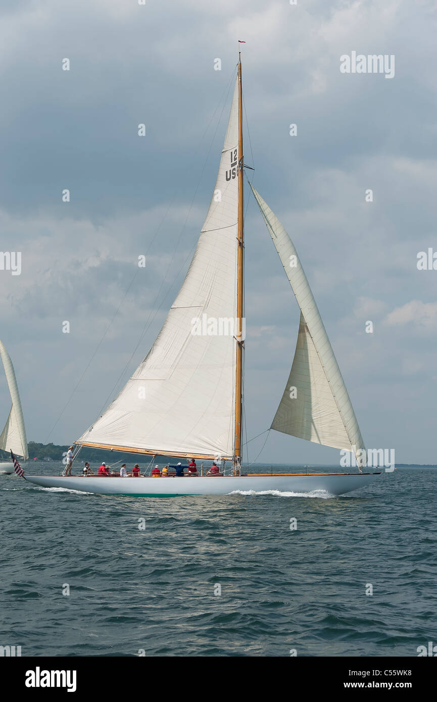 12 meter racing yacht hi-res stock photography and images - Alamy