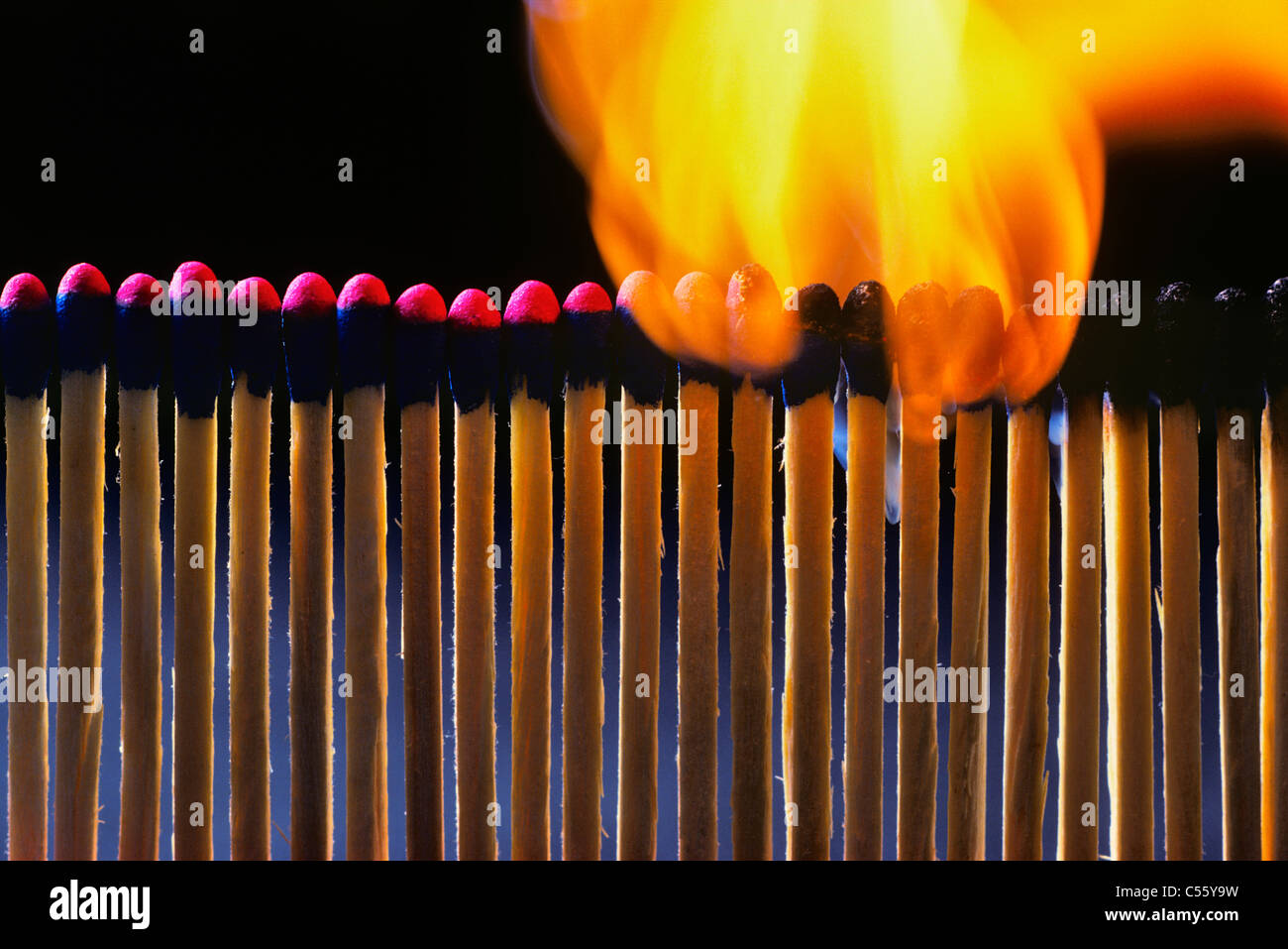 Row matchsticks burning hi-res stock photography and images - Alamy