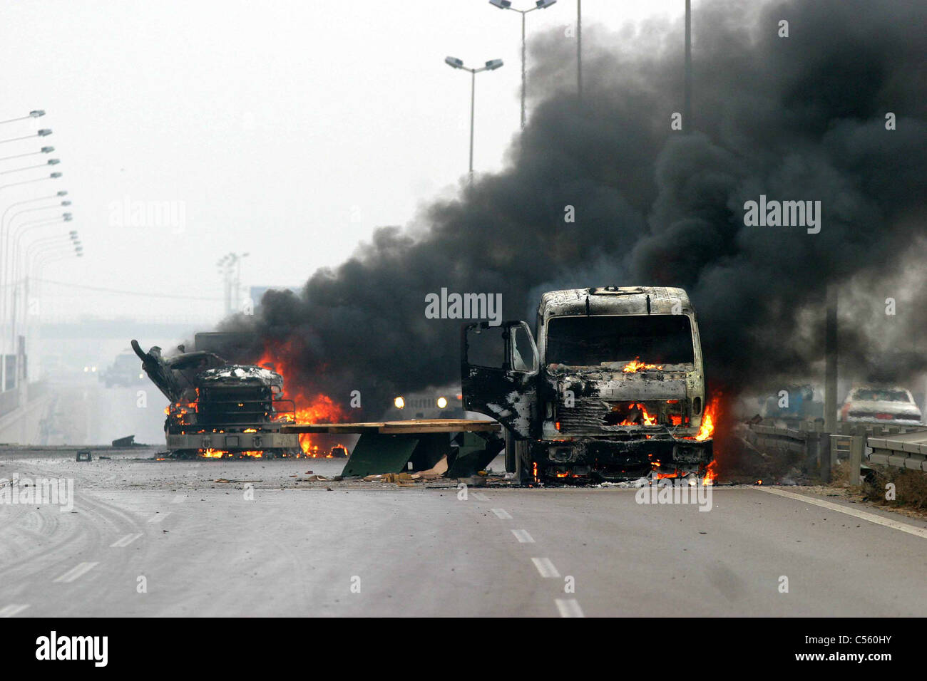 Us army trucks hi-res stock photography and images - Alamy