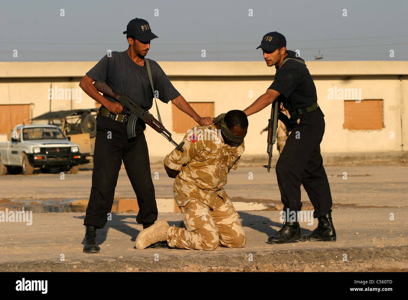Training exercise with the Elite Iraqi Police Support Unit and British ...