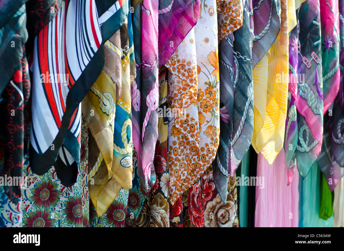 Silk bazaar hi-res stock photography and images - Alamy
