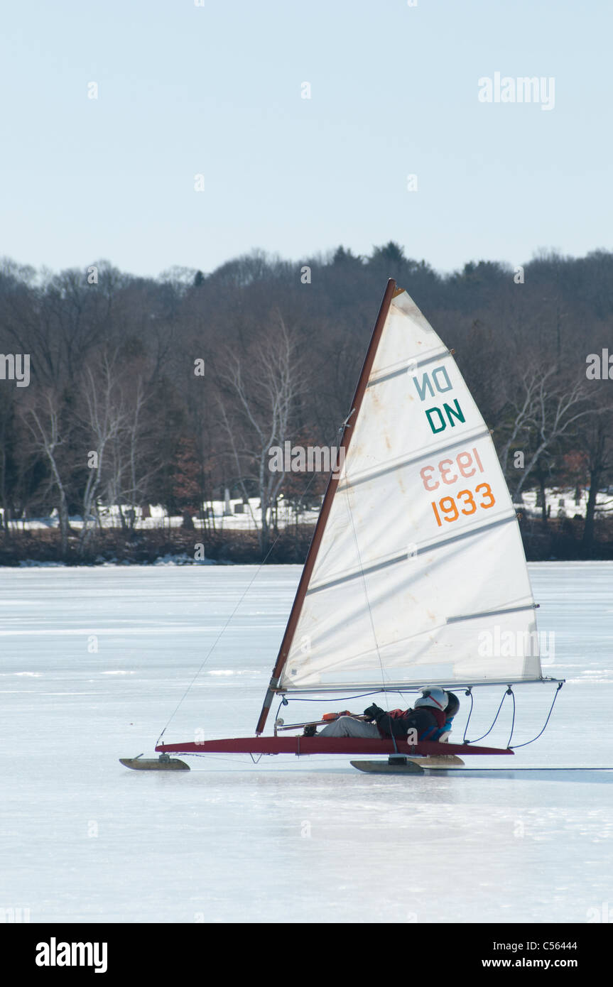 Sailing ice skating hi-res stock photography and images - Alamy