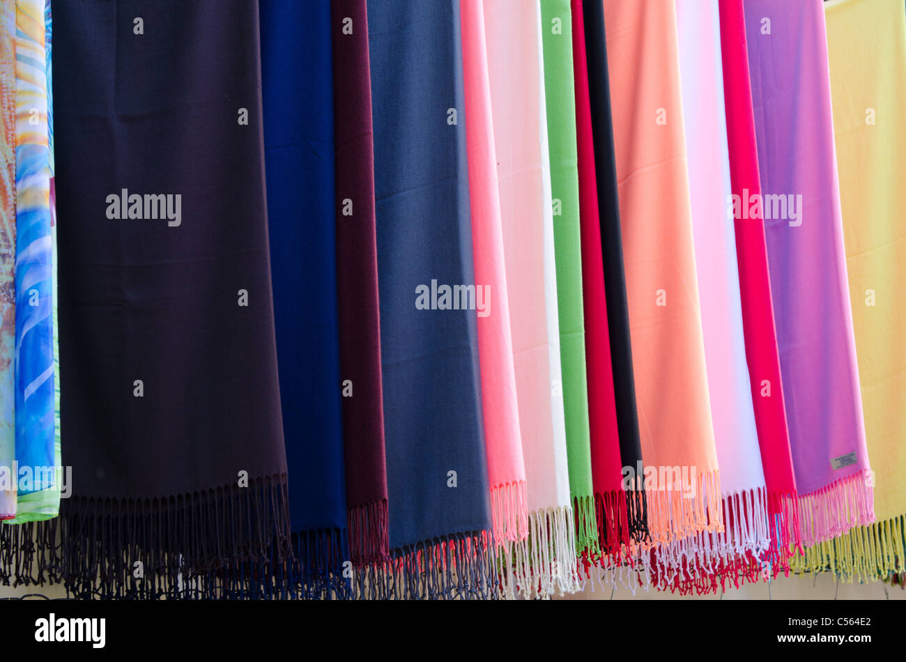 multi colored material in a Turkish bazaar Stock Photo - Alamy