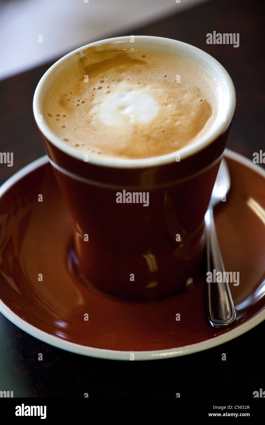 Caffe latte hi-res stock photography and images - Alamy