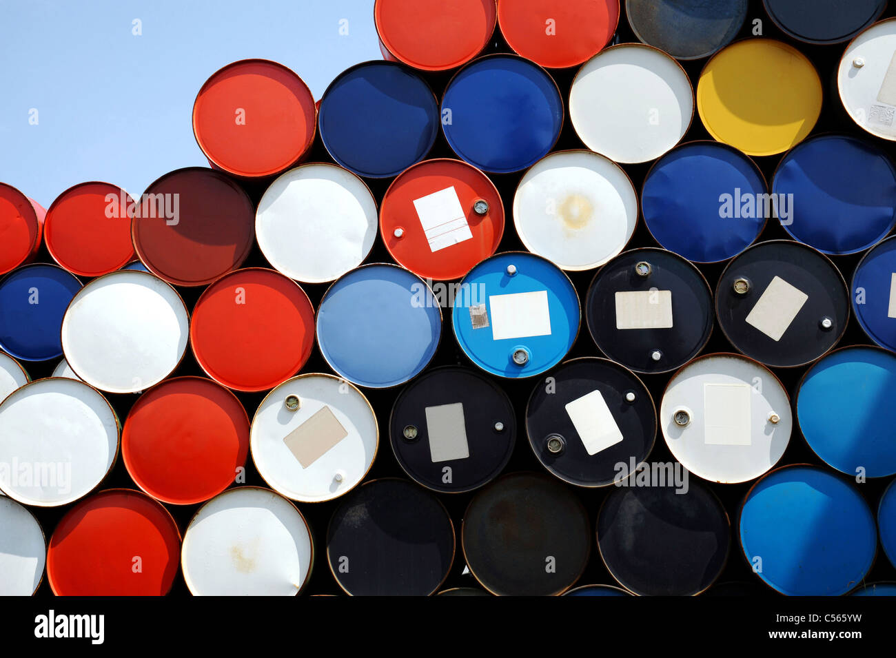 Oil barrels hi-res stock photography and images - Alamy