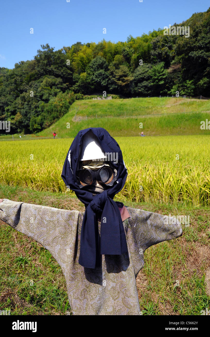Japan scarecrow hi-res stock photography and images - Alamy