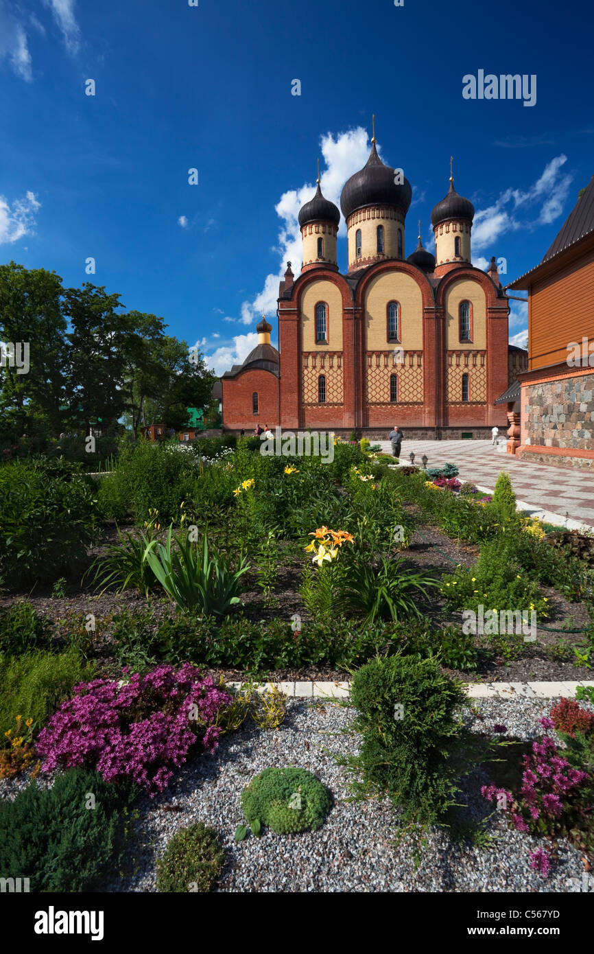 Inner yard and Dormition cathedral of Kuremäe Pühtitsa Convent Stock ...