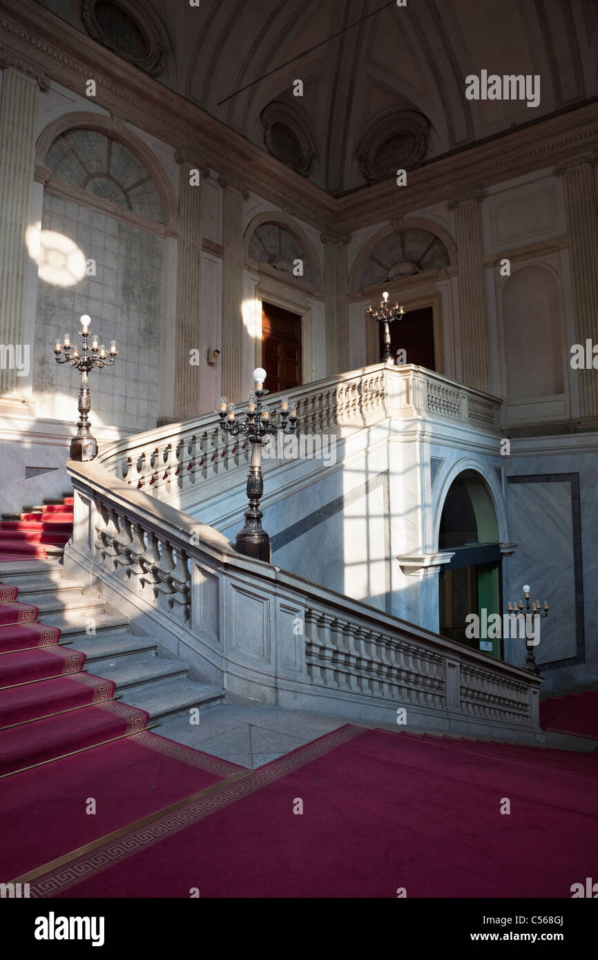 Milan royal palace hi-res stock photography and images - Alamy