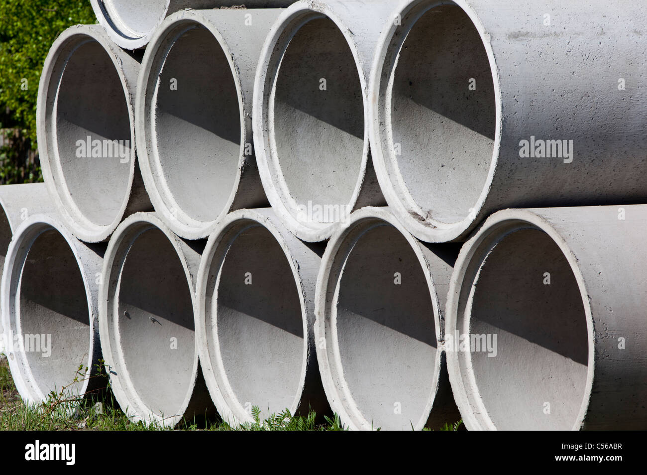 Precast concrete pipes hi-res stock photography and images - Alamy