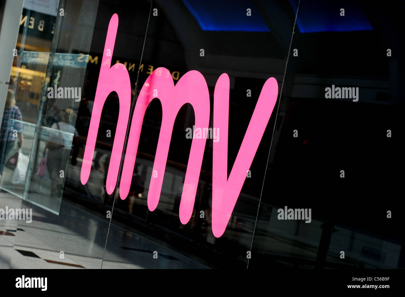 Hmv logo hi-res stock photography and images - Alamy