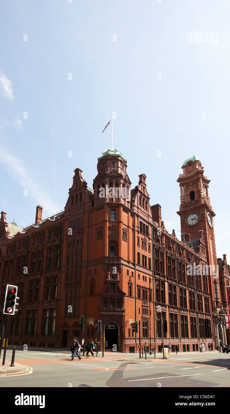 Manchester hotel victorian listed hi-res stock photography and images ...