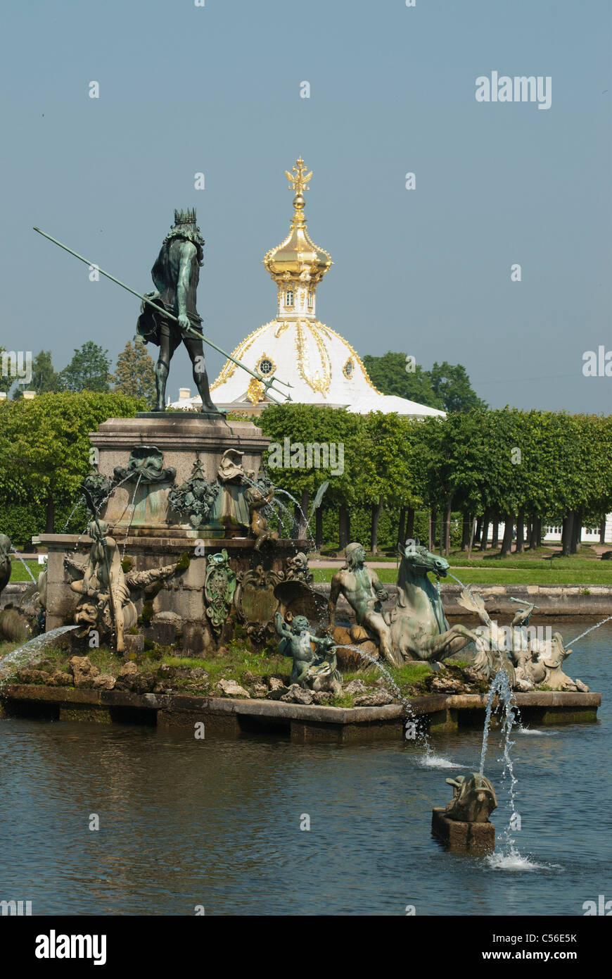 Neptune Fountain, Upper garden of Peterhof. St.Petersburg, Russia Stock ...