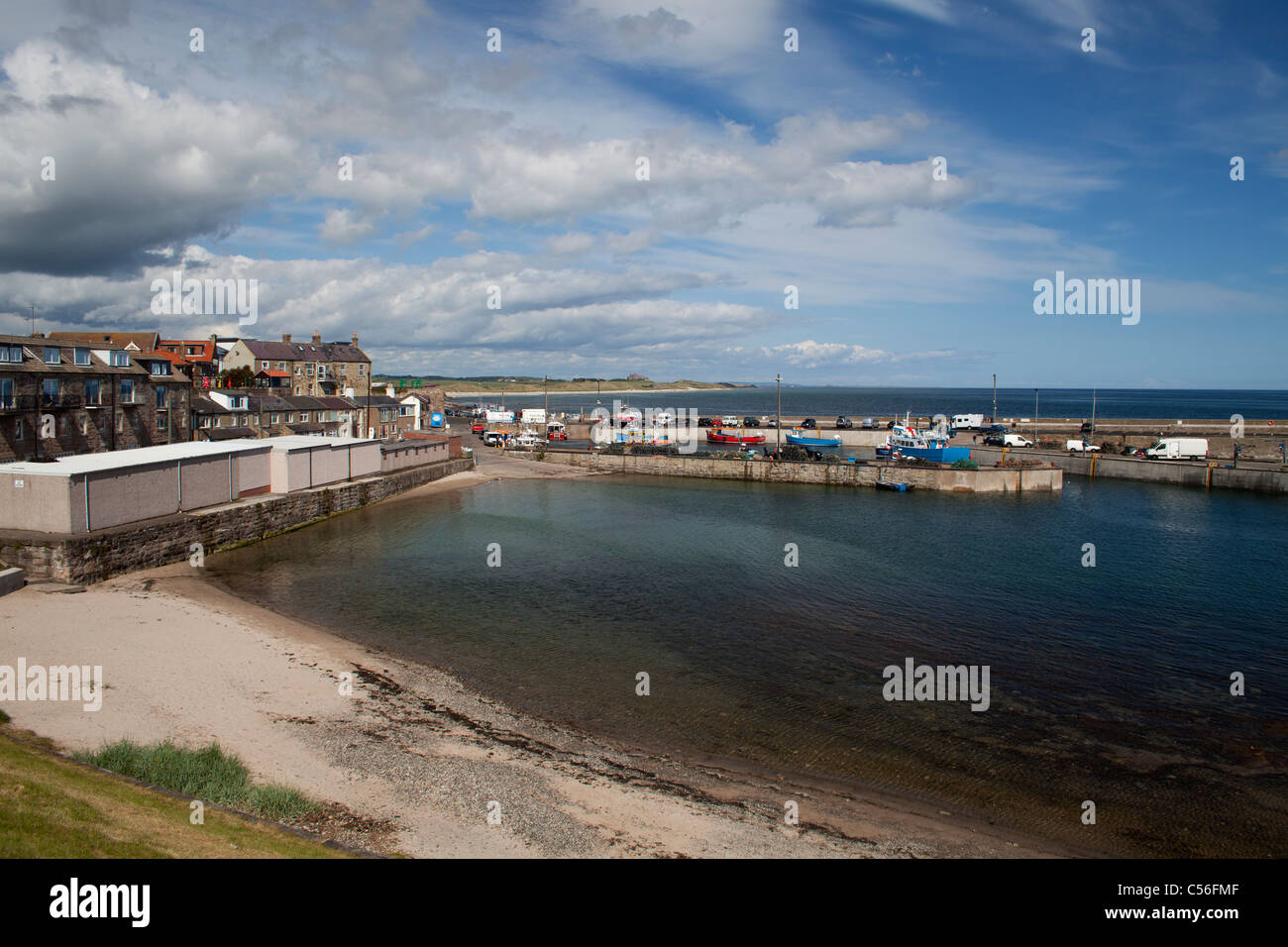 North sunderland harbour hi-res stock photography and images - Alamy