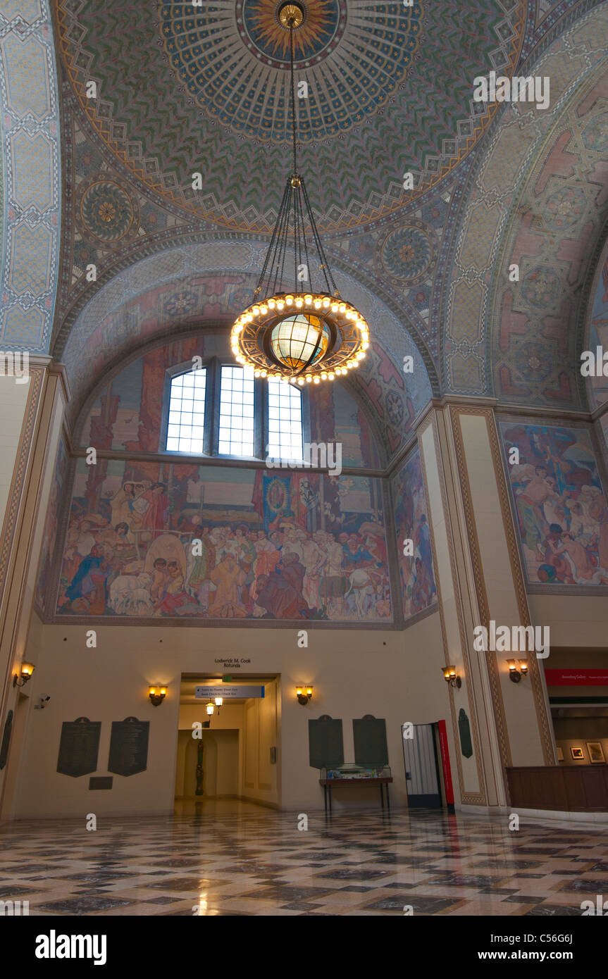 Los angeles central library interior hi-res stock photography and ...