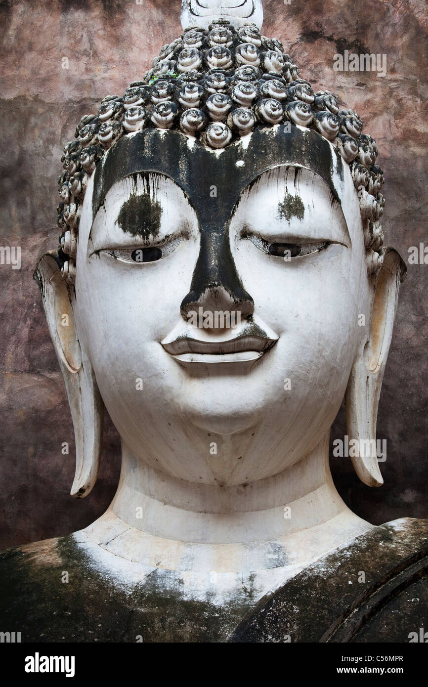 Buddhas head hi-res stock photography and images - Alamy