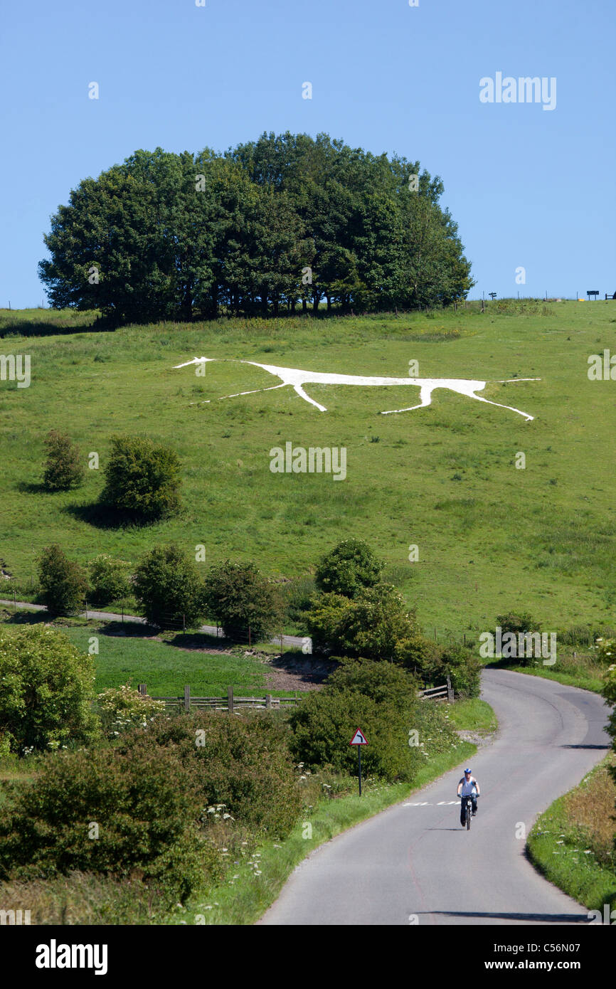 White horse hill wiltshire cycling hi-res stock photography and images ...