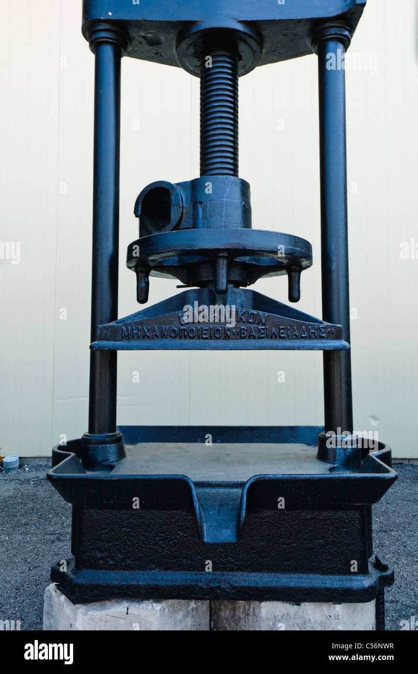 Old screw press hi-res stock photography and images - Alamy