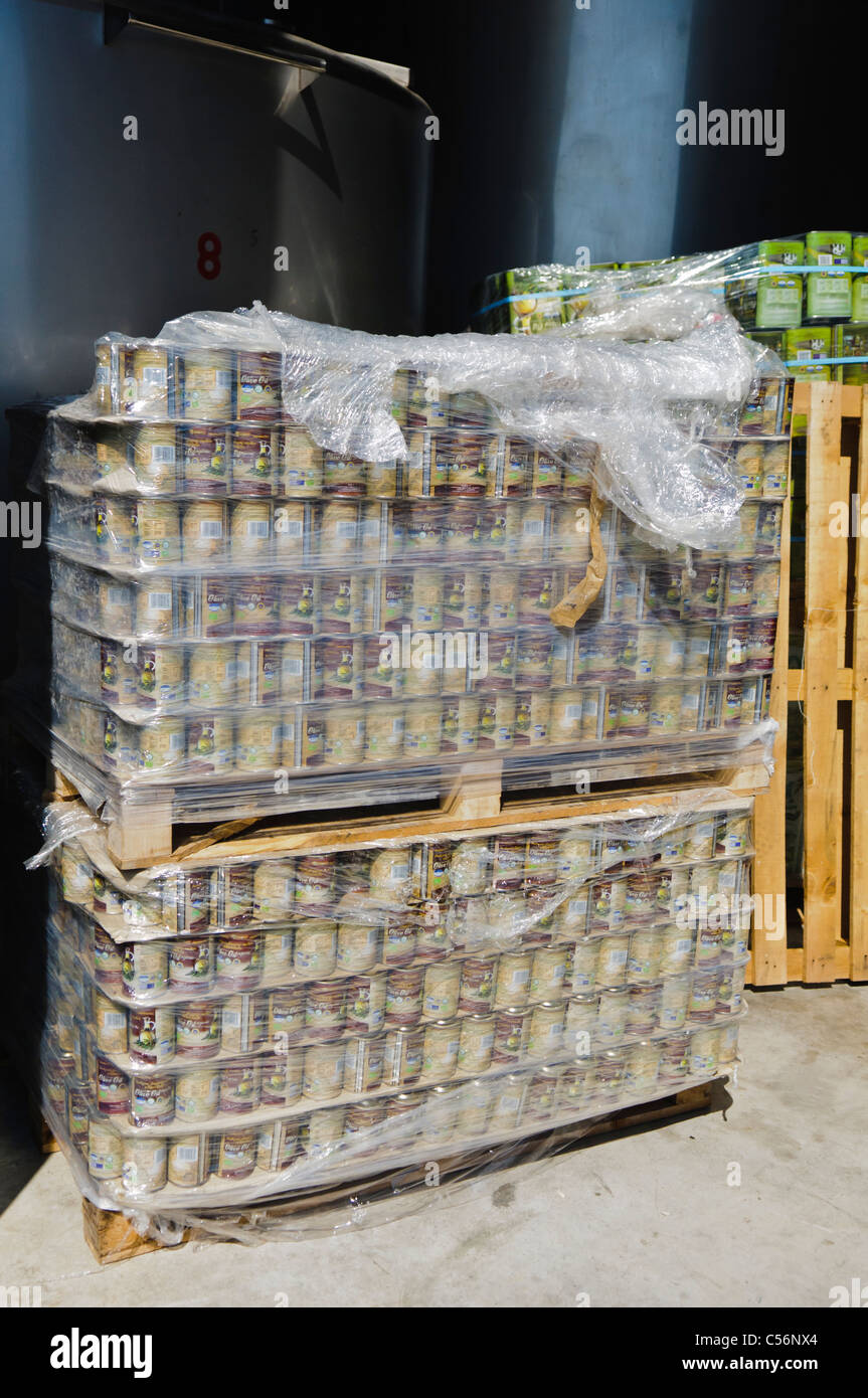 Shipment of oil hi-res stock photography and images - Alamy
