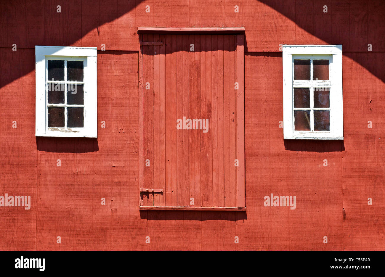Barn door window hi-res stock photography and images - Alamy