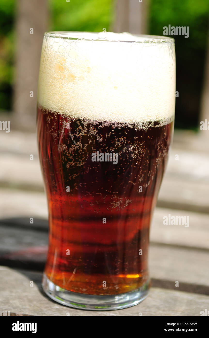 Ale bench hi-res stock photography and images - Alamy