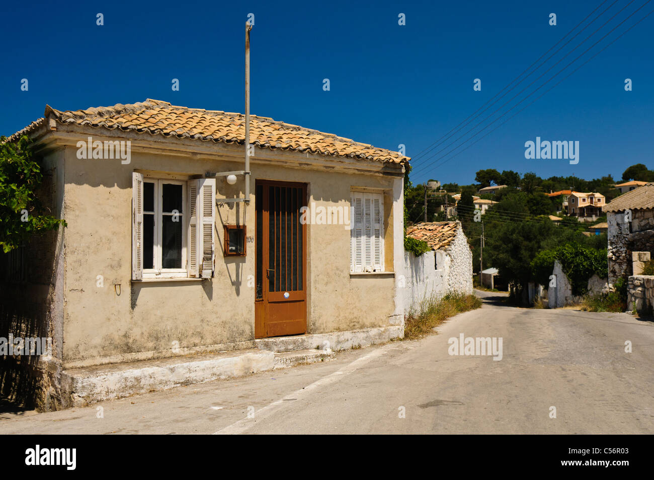 House greece greek shutters hi-res stock photography and images - Alamy