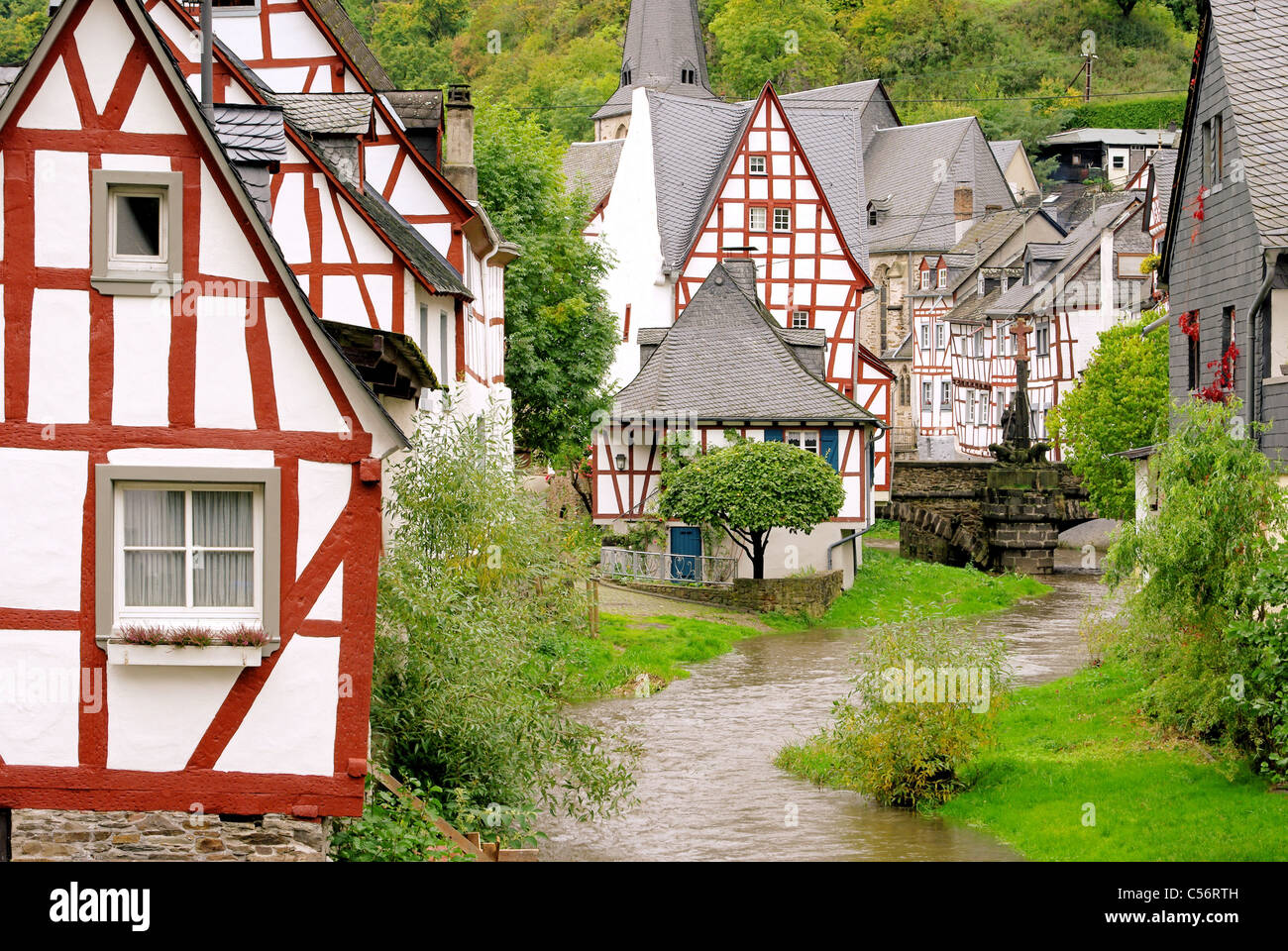 Monreal old town hi-res stock photography and images - Alamy